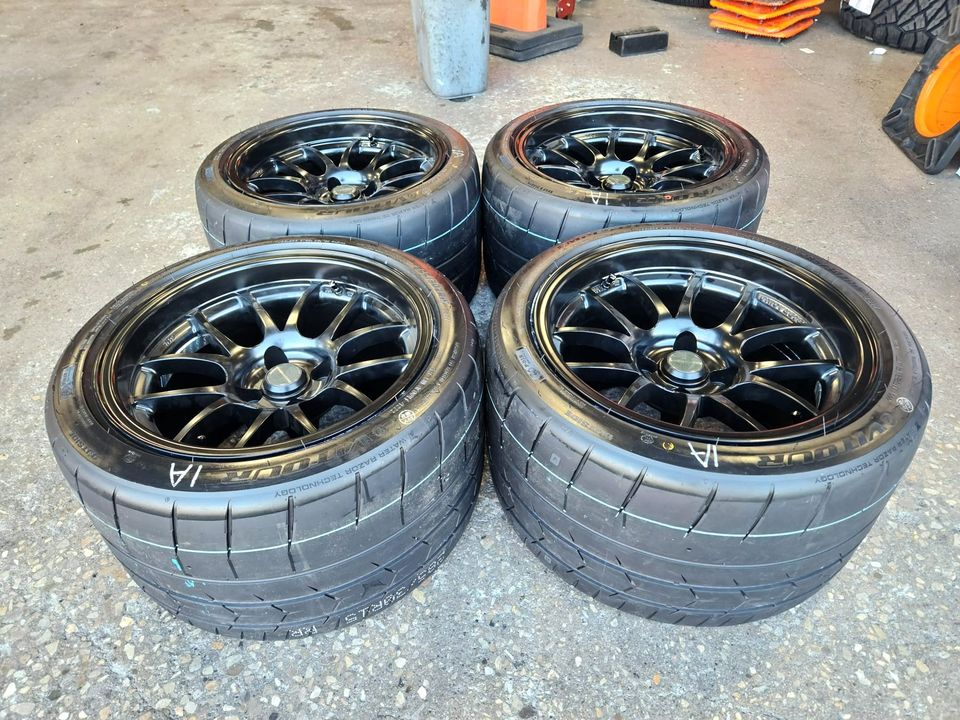 ViTour Tempesta P1 - High Performance Racing Tires